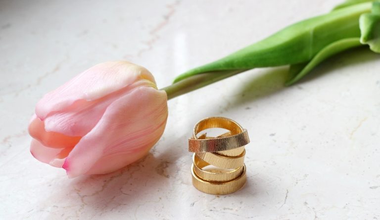 Selbstgemachte Ringe aus Draht - The inspiring life