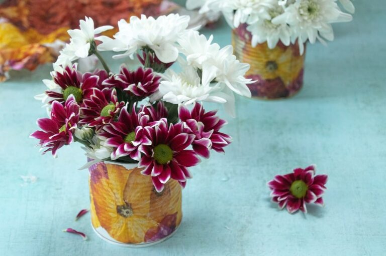 Blumenvasen aus Konserven - Serviettentechnik - The inspiring life